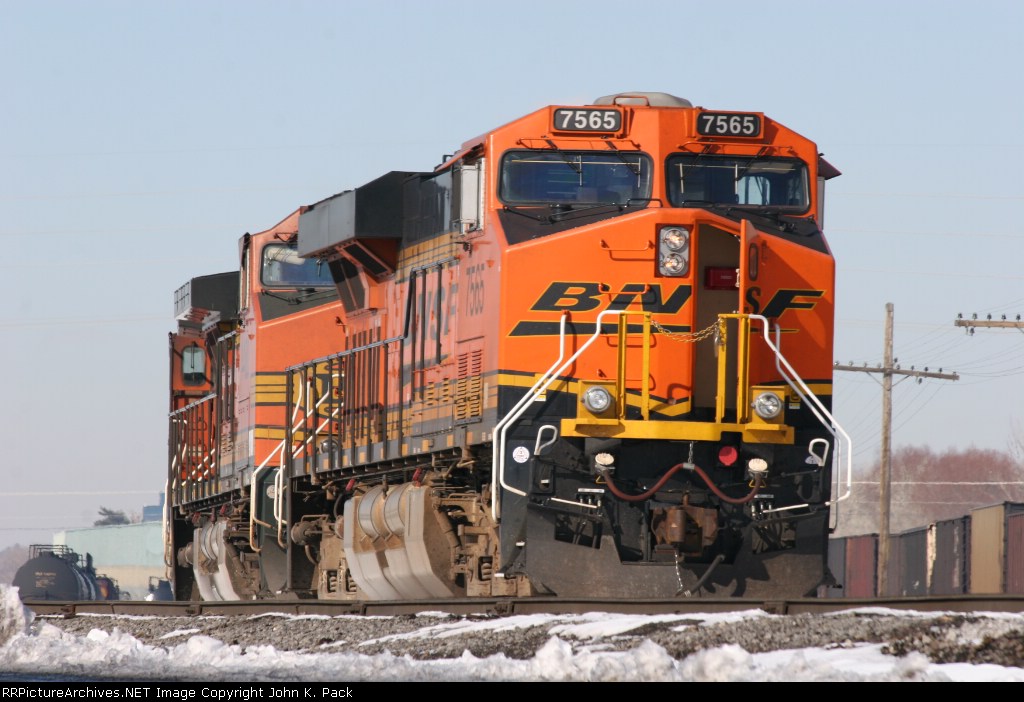 BNSF 7565